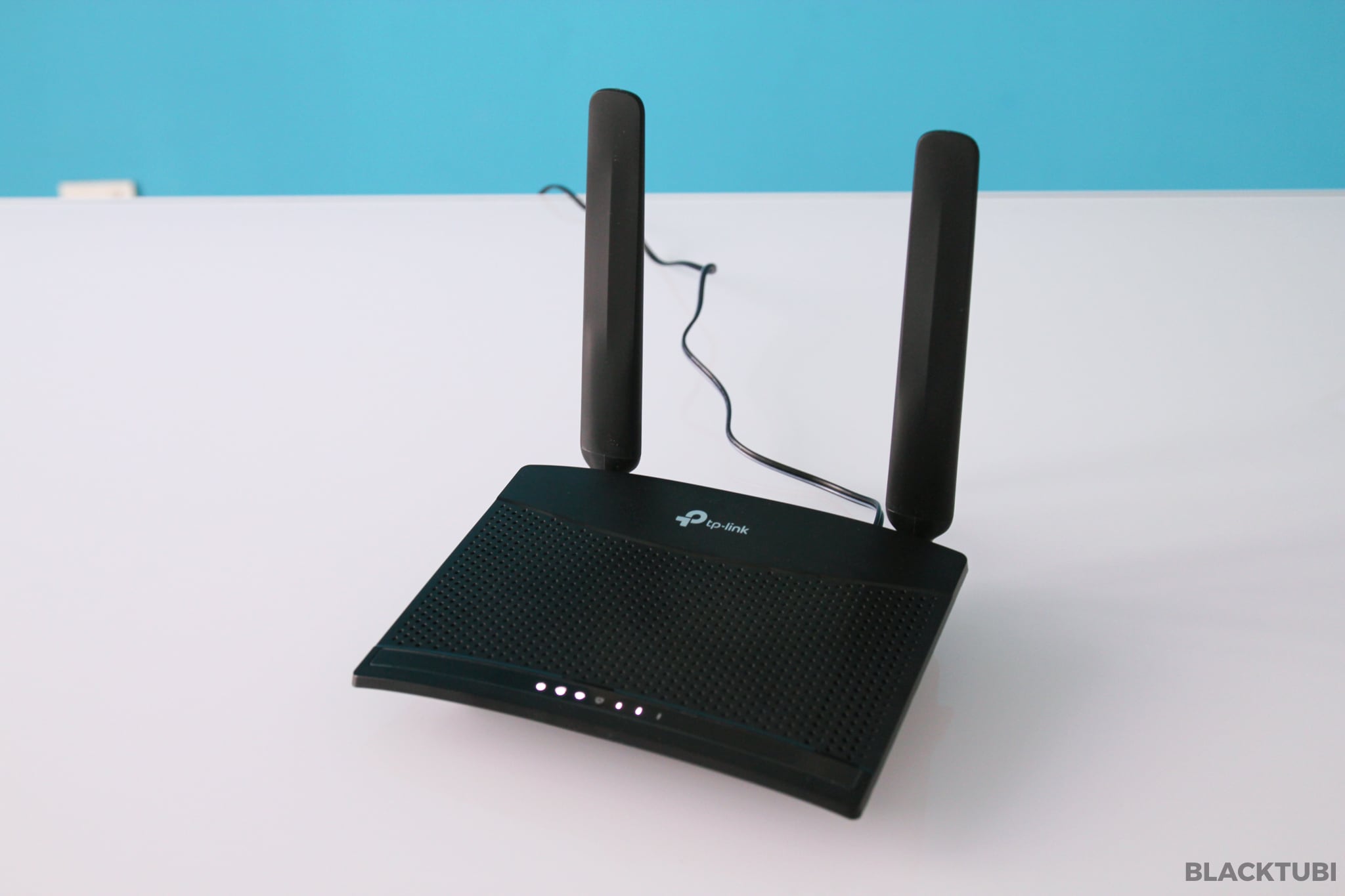 TP-Link TL-MR100 4G Router Review: Simple setup process