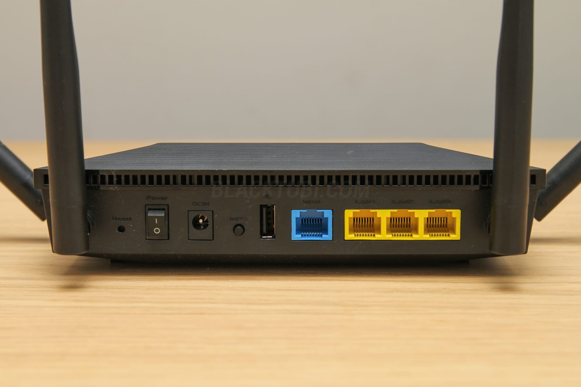 ASUS RT-AX53U Review: AiMesh WiFi 6 AX1800 Router